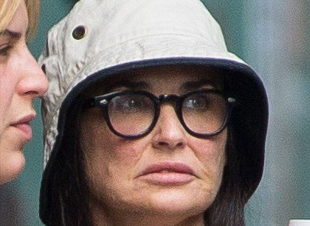 ¿Qué le pasó a Demi Moore? Apareció en Nueva York con el rostro ...