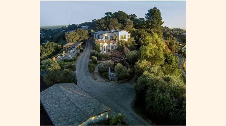 Ricos, famosos y con buen gusto ¿cómo son sus lujosas mansiones?