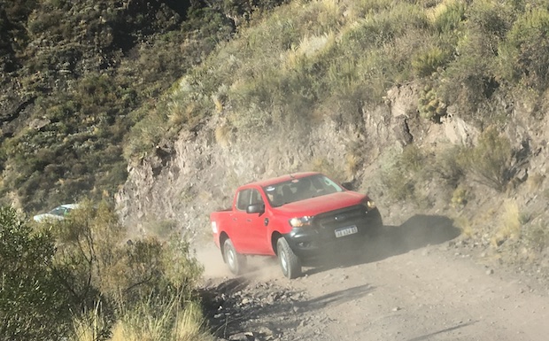 Ford Ranger Experience II: De la arena al off road más extremo, entre ...